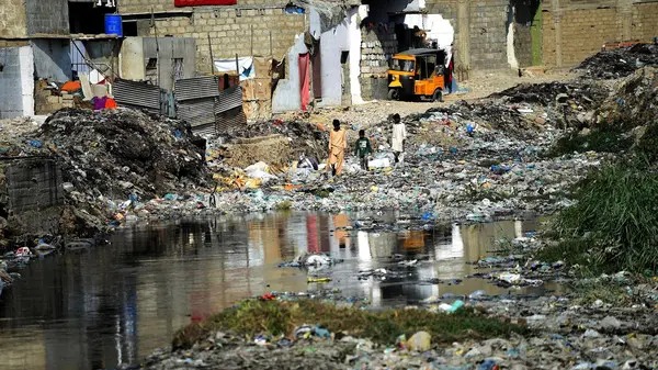 Karachi Ranks Fifth Least Liveable City in Global Index