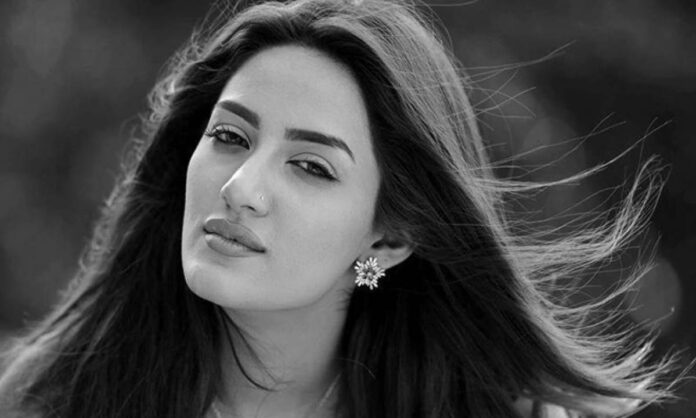 Mathira reveals how she survived a terrible accident in Dubai