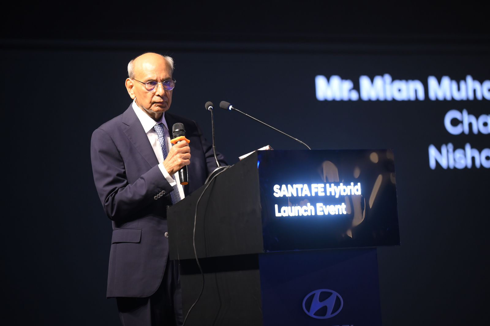 Hyundai SANTA FE Hybrid Launches in Karachi, Pakistan