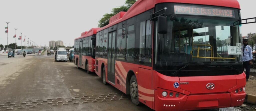 Karachi Red Bus R4 Routes, Timings, and Fares