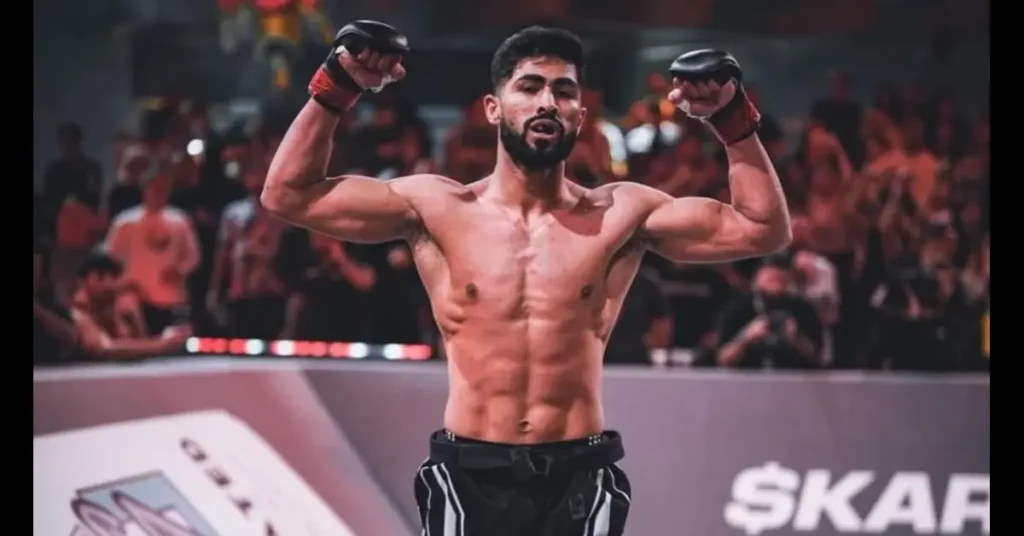 Baloch MMA Fighter Shahzaib Rind Knocks Out Brazilian Super Star Luiz ...