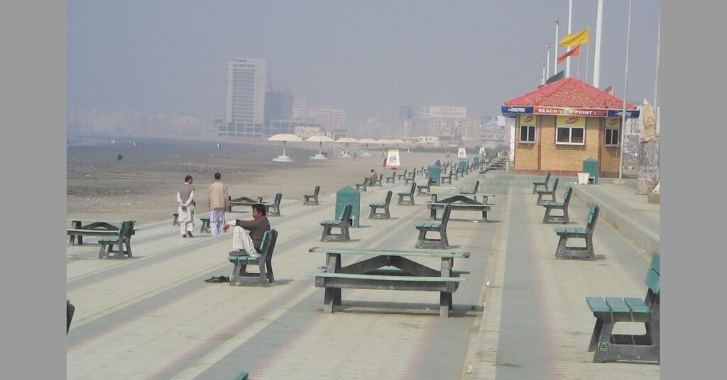 Cyclone Alert for Karachi: PMD Confirms Rain Chances Despite Record Heat